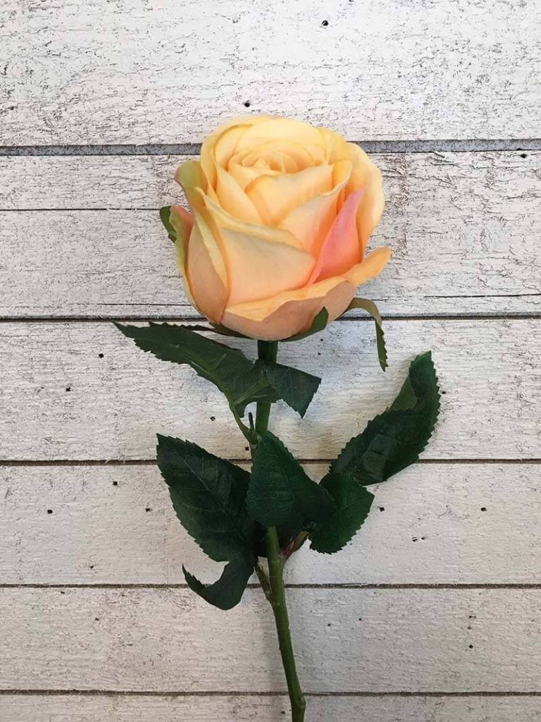 Ros, gulaprikos, konstgjord blomma, 50 cm